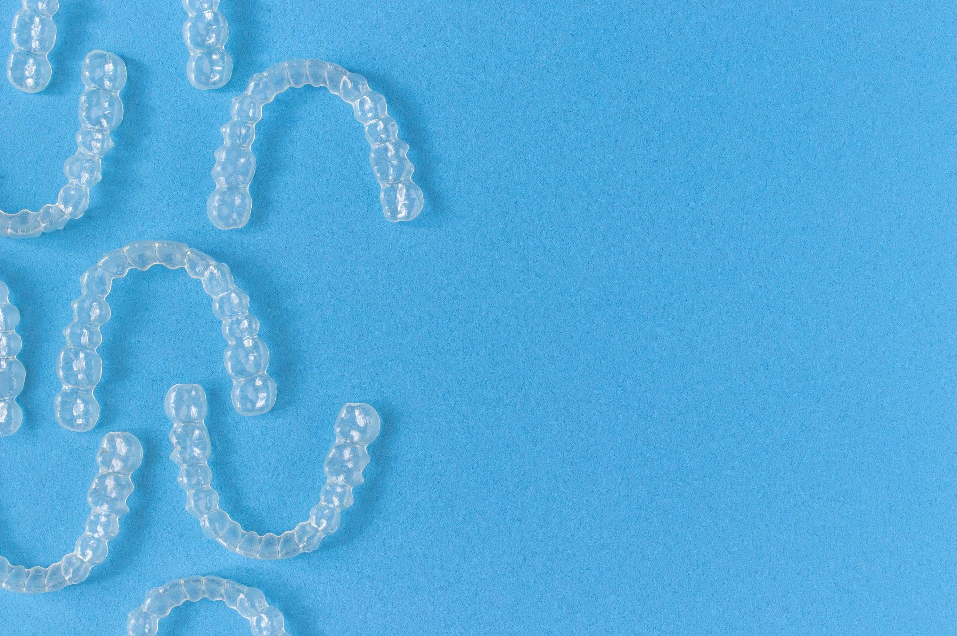 Invisalign Lite – Αόρατη Ορθοδοντική Θεραπεία σε 7 Μήνες